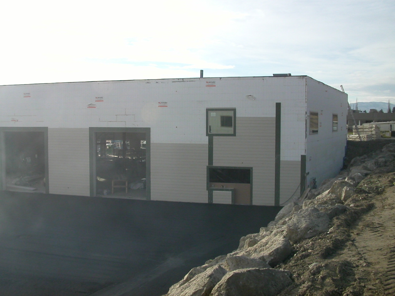Case Study: Amvic™ ICF Warehouse in British Columbia: Industrial ...