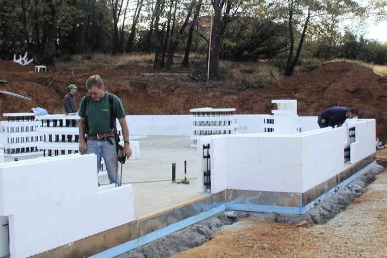 Amvic™ ICF Blocks: Buy R22 & R30 Insulated Concrete Forms | Alleguard